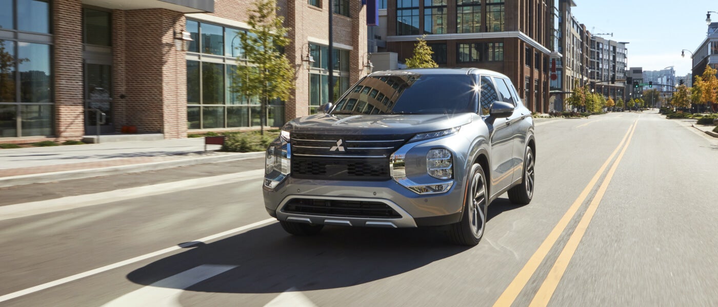 7 Impressive Features of the 2022 Mitsubishi Outlander SE – Rath Auto ...
